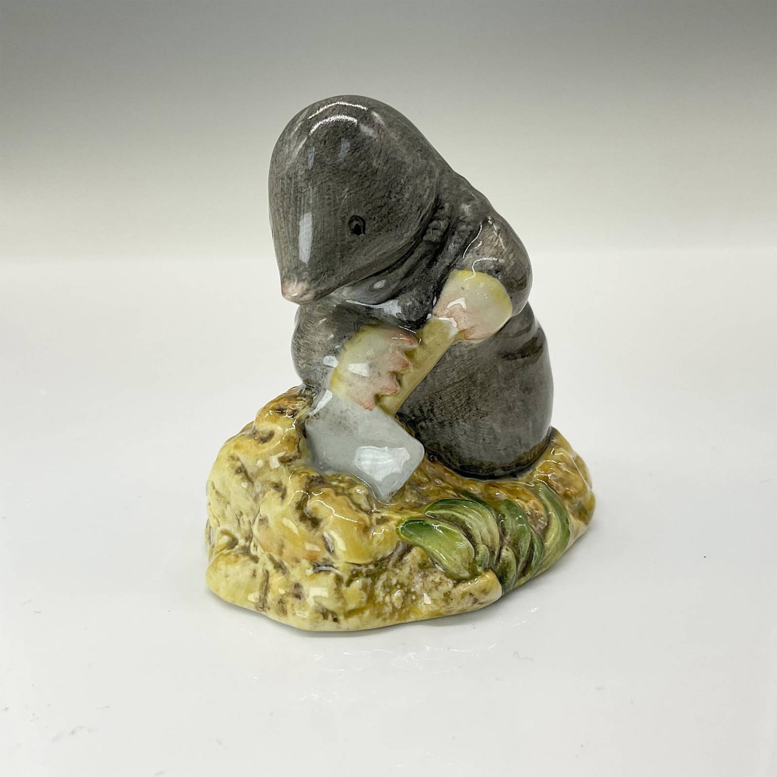 Beswick Beatrix Potter Figurine, Diggory Diggory Delvet Auction