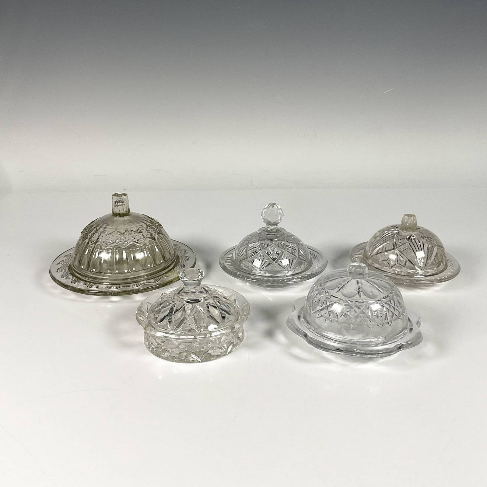 5pc Vintage Glass Candy Dishes With Lids Auction