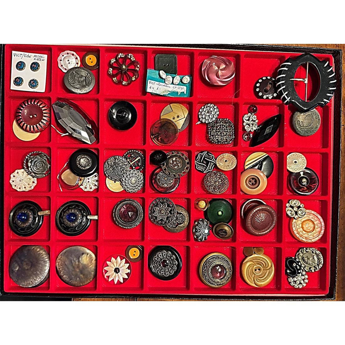A Riker Tray Of Assorted Material Buttons Auction