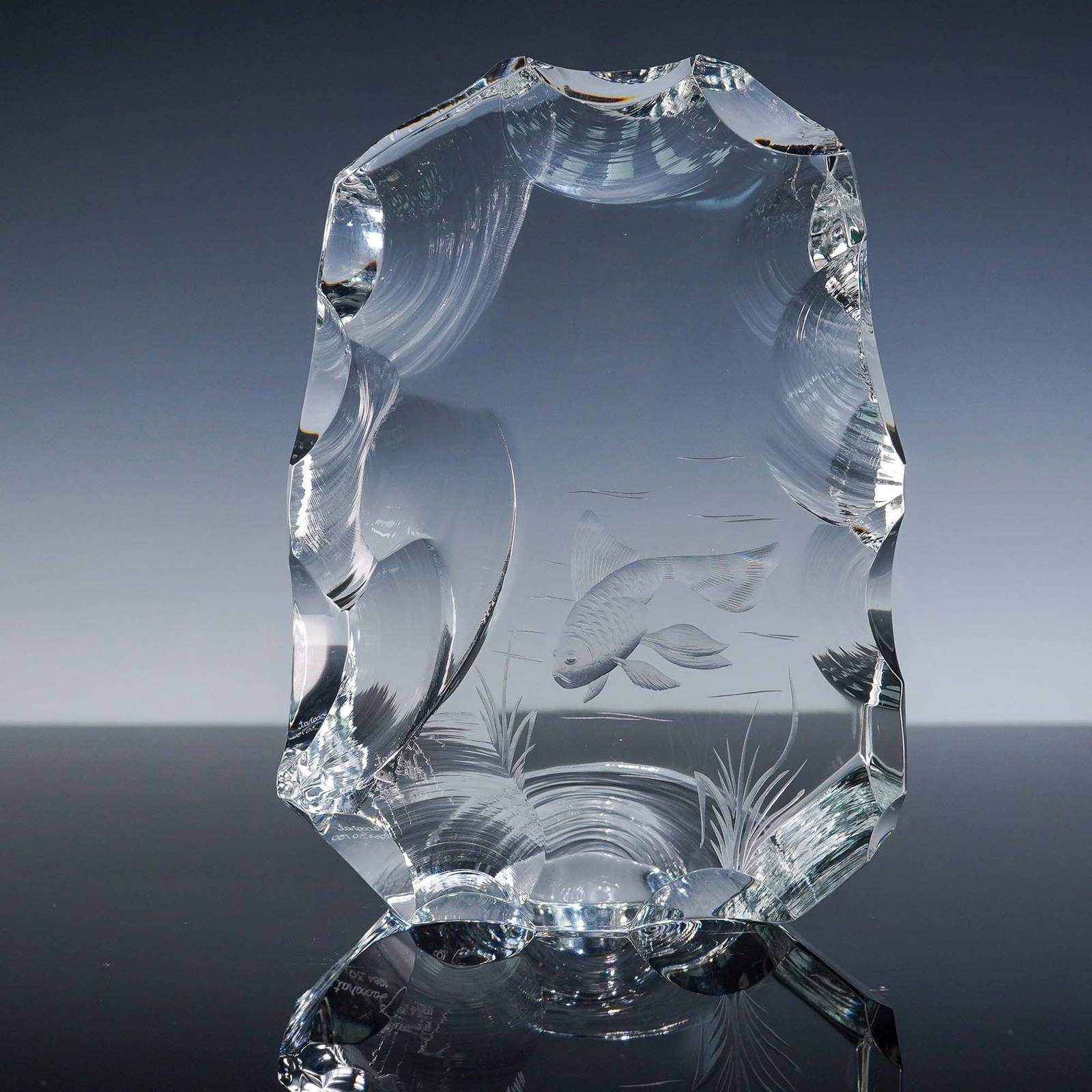 Baccarat Crystal Sculpture, Engraved Fish Auction