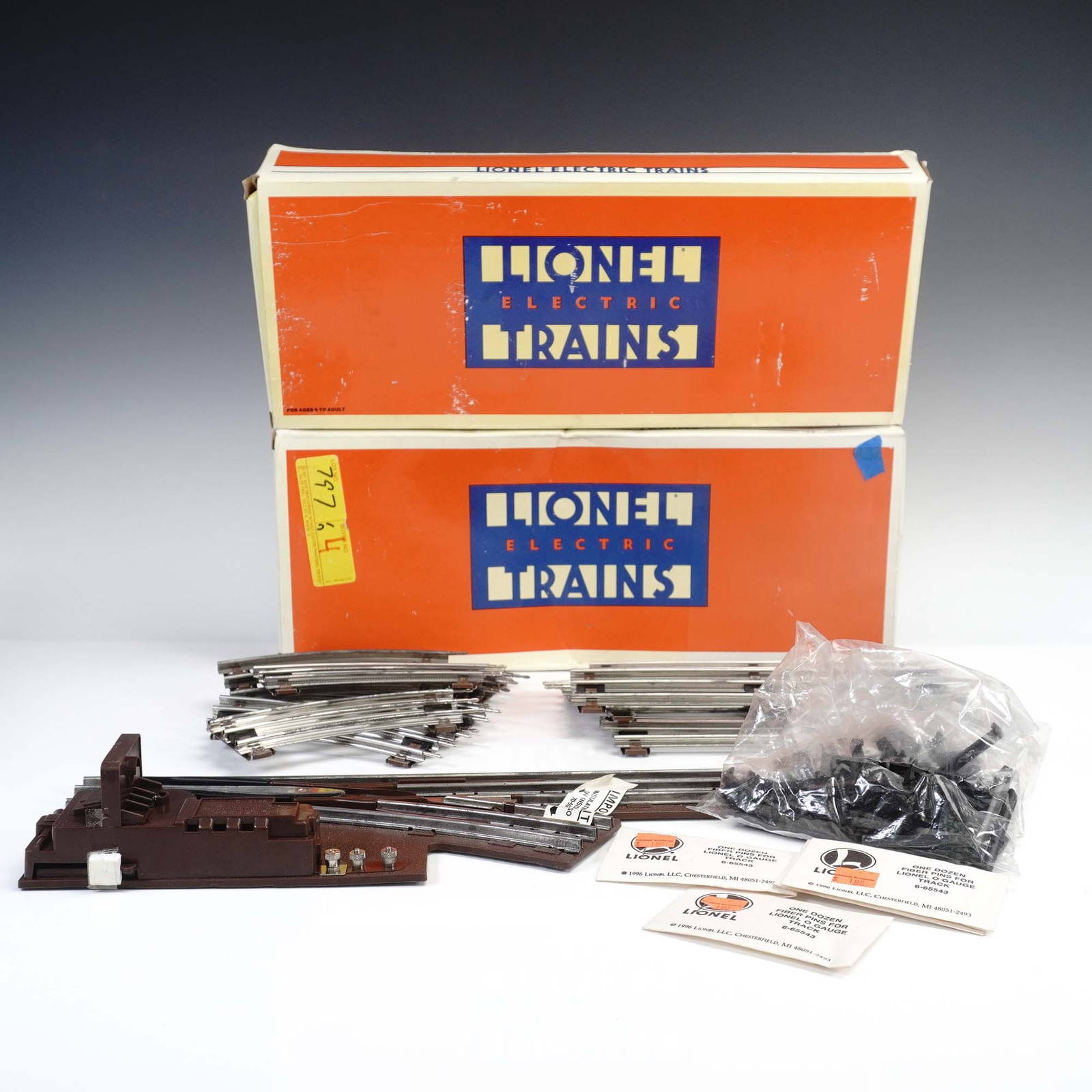Lionel O Gauge Track And Accessories Set In Boxes - Jun 11, 2025 | Lion ...