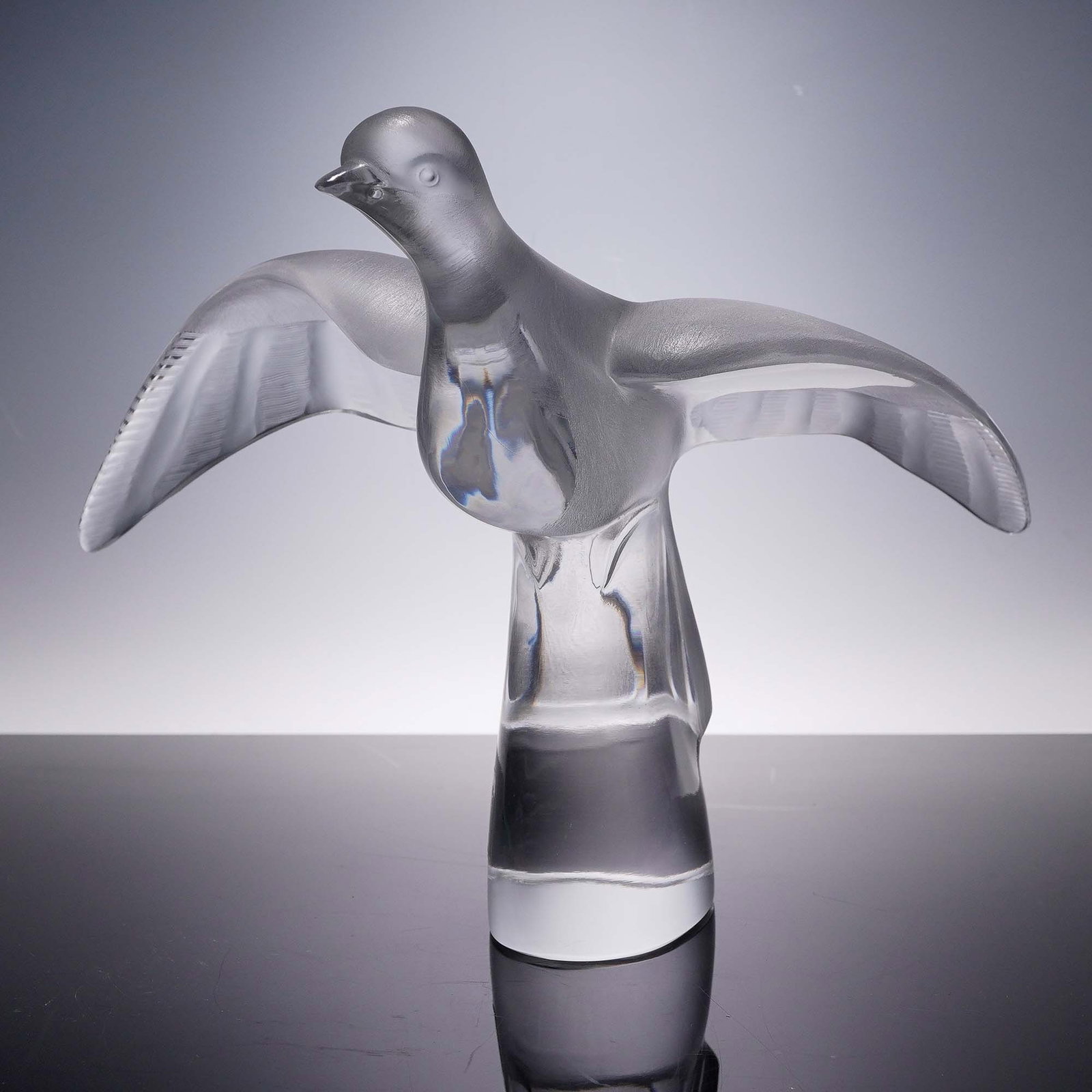 Lalique Crystal Dove Figurine, Colombe Clita - Jul 01, 2025 | Lion And ...