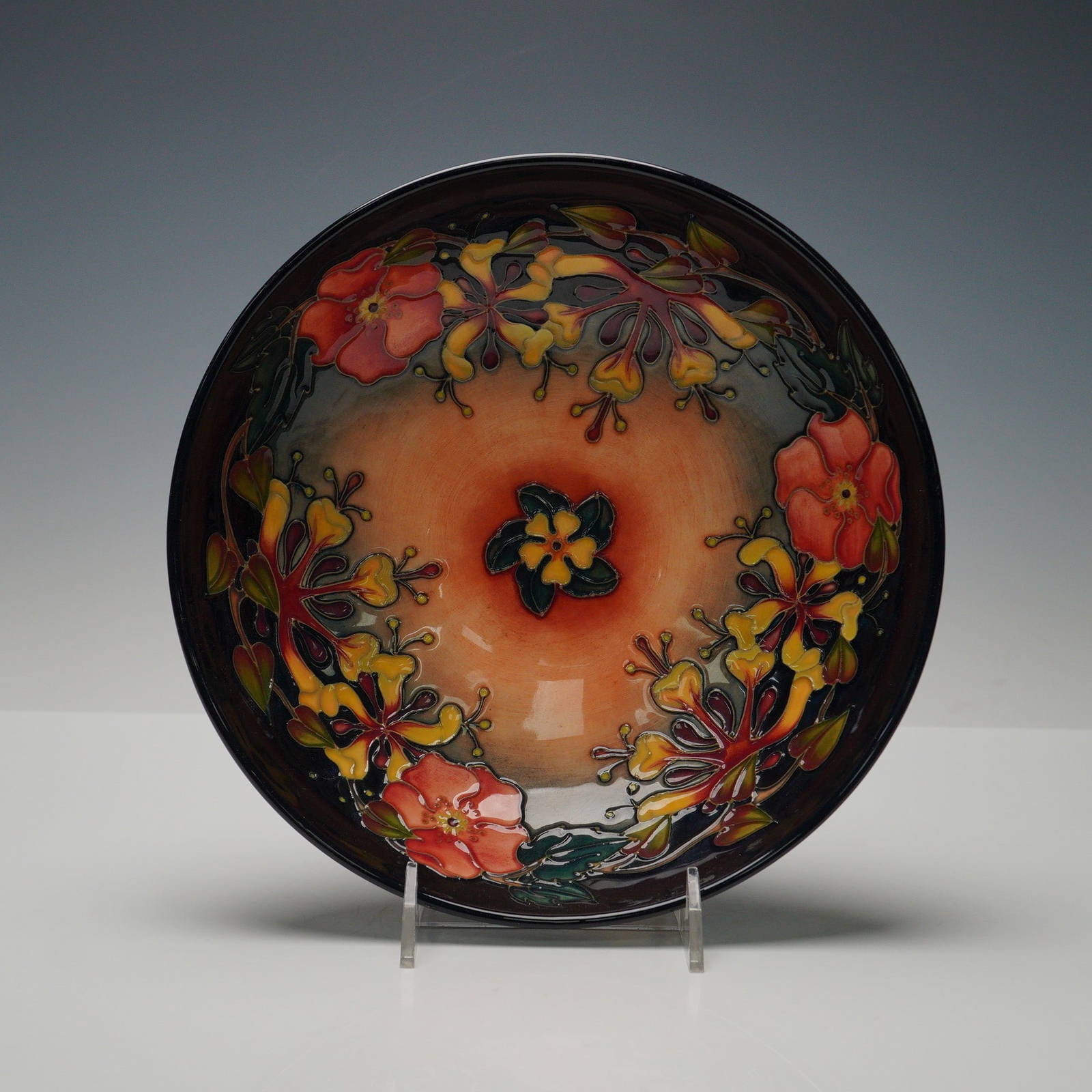 Moorcroft Oberon Pattern Bowl Auction
