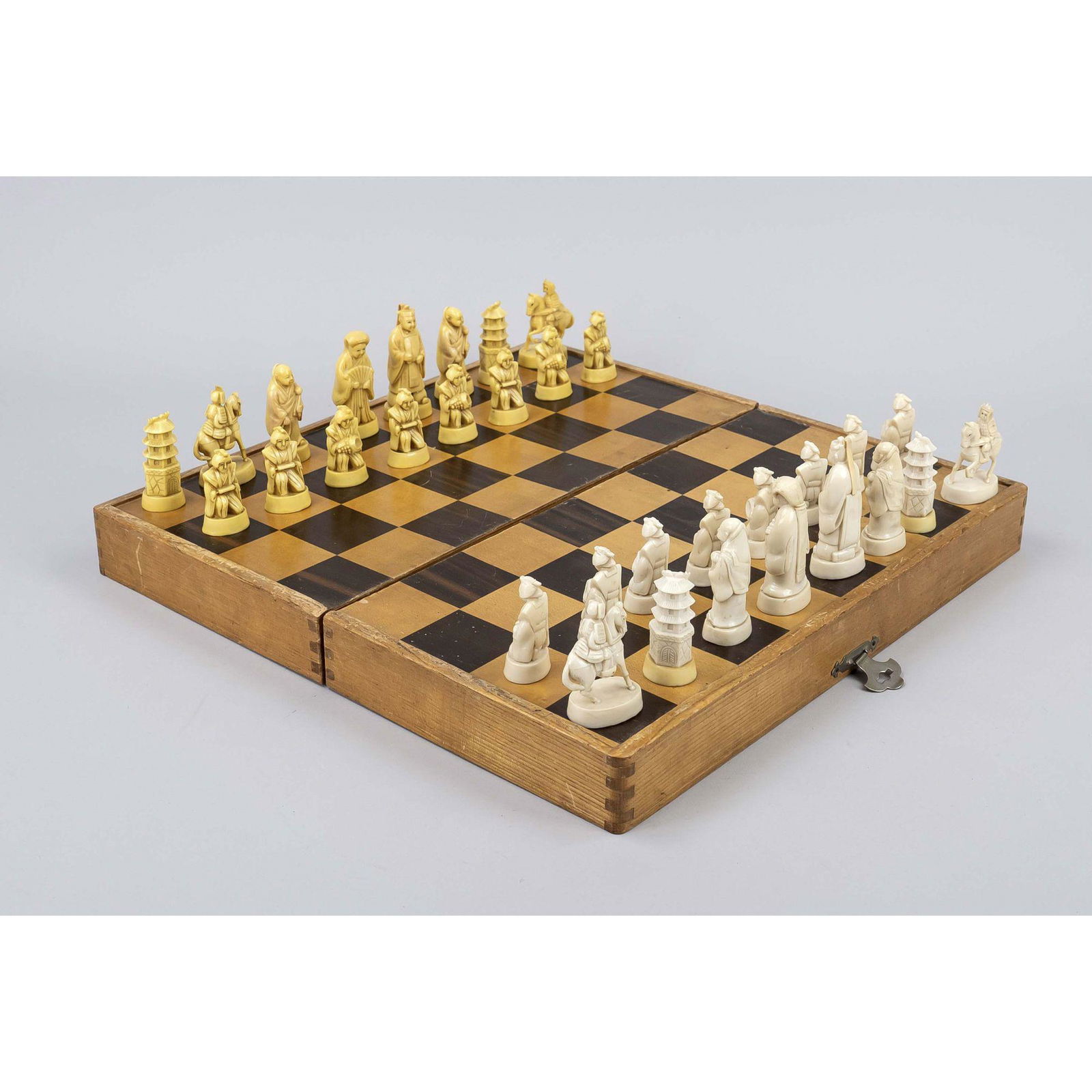 Japanese Chess Set In Murasak Auction