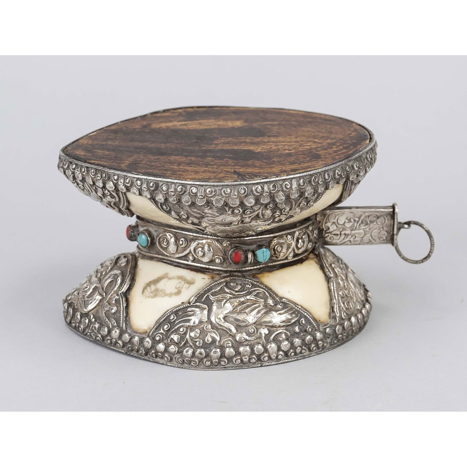 Skull Drum (tib. Damaru), Tibet, Auction