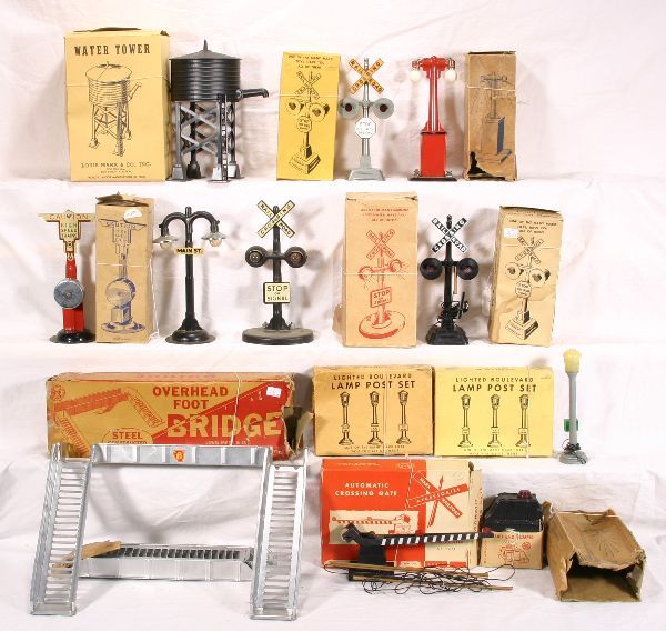 Nette 12 Boxed Marx Accessories