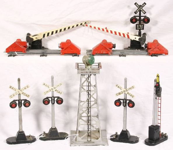 Nette 11 Pc. Lionel Accessory Lot