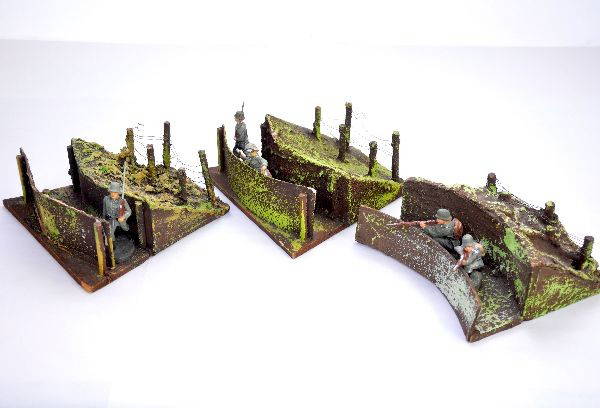 3 Elastolin Trenches With Soldiers