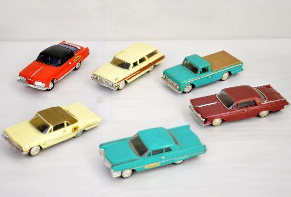 6 Ideal 1960s Motorific Slot Cars
