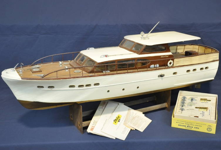 40 Inch Radio Controlled Cabin Cruiser