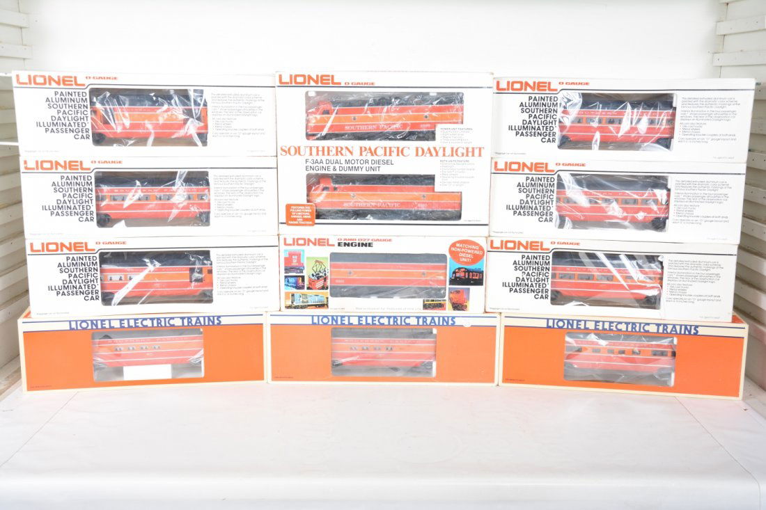 Extended Lionel Sp Daylight Passenger Set