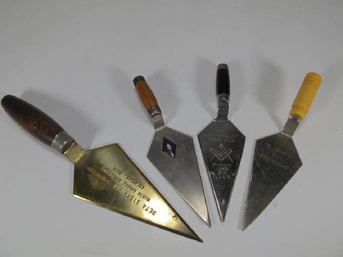 Antique Masonic Set Of 4 Trowels