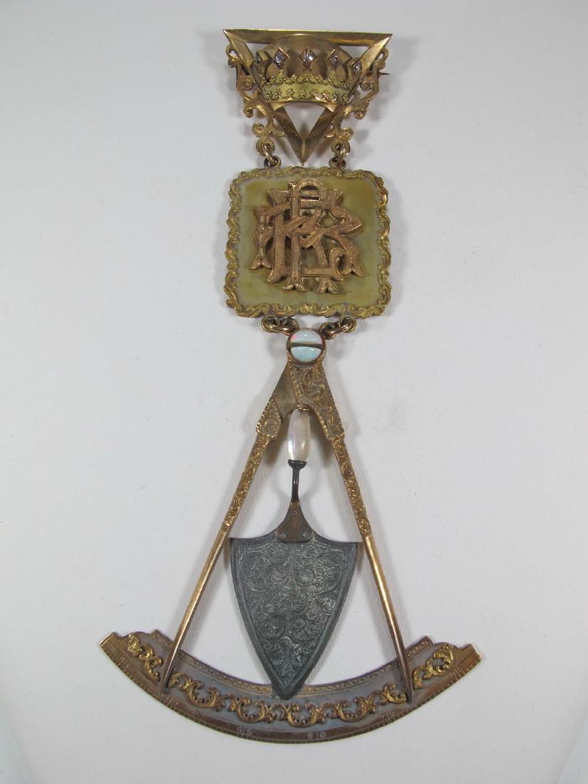 Antique Masonic 9k gold Grand Past Master jewel