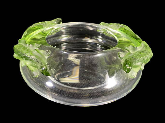 Lalique, France Bamako Crystal Bowl W/lizards