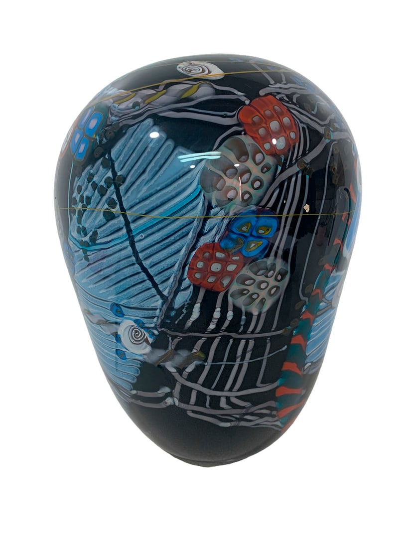 Wes Hunting Studio Art Glass Vase Auction