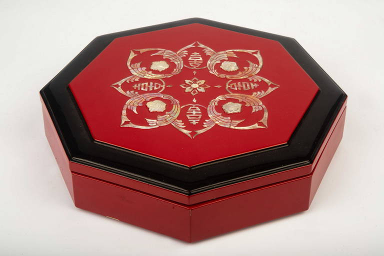 KOREAN LACQUER BOX, 20TH CENTURY (#0006) on Apr 16, 2022 | Time Art in ...
