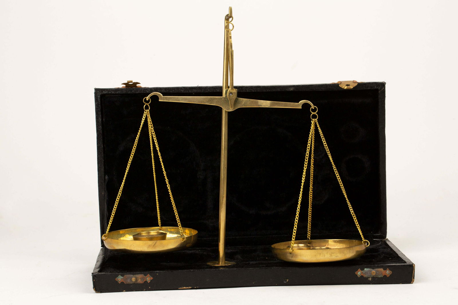 BALANCE SCALE, 19TH CENTURY (#0307) on Apr 16, 2022 | Time Art in Ontario