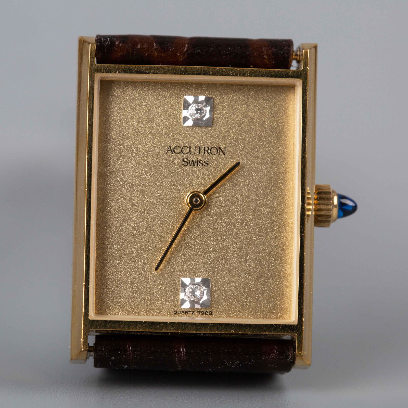 Accutron Swiss Base Metal Bezel Stainless Steel Back (#0022) on Dec 10 ...