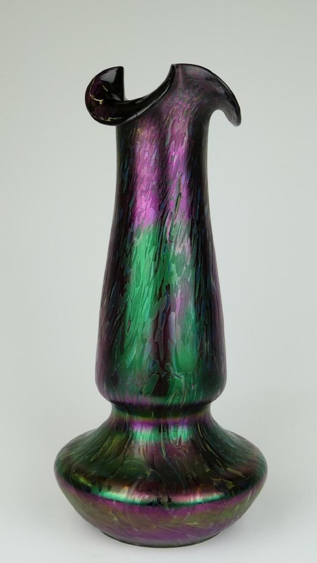 LOETZ IRIDESCENT ART GLASS RUFFLED RIM VASE