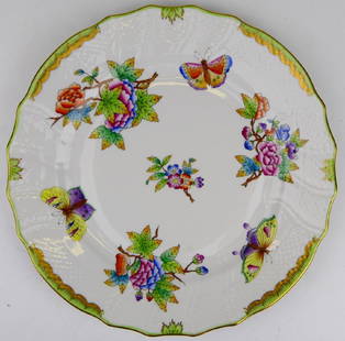 Herend Hungary "queen Victoria" Green Dinner Plate