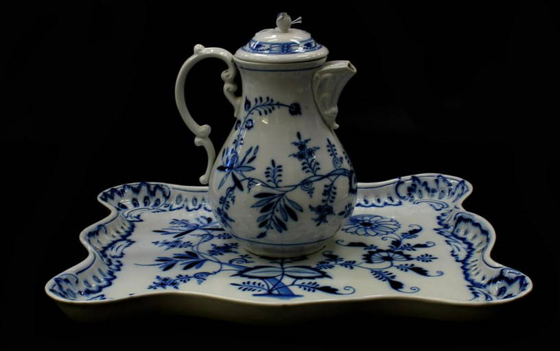 Carl Teichert Meissen Blue Onion Platter & Pot