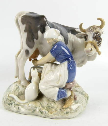 B&g Signed Axel Locher Fine Porcelain 8" Figure