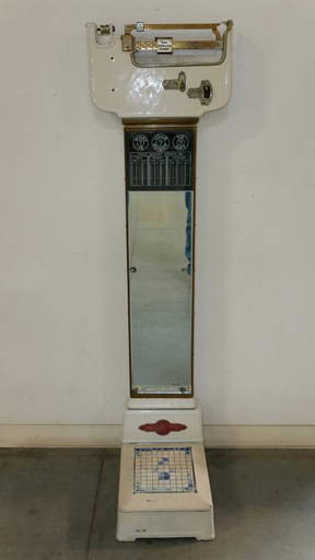 Peerless Weighing Machine Co. Penny Scale