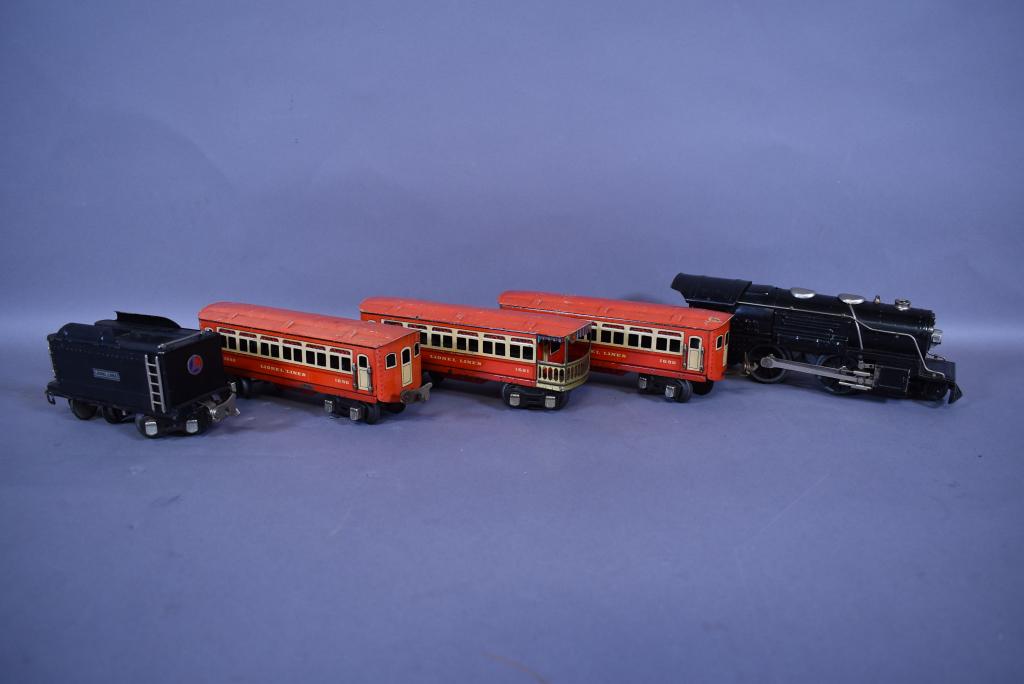 Antique Tin Lionel Train Set