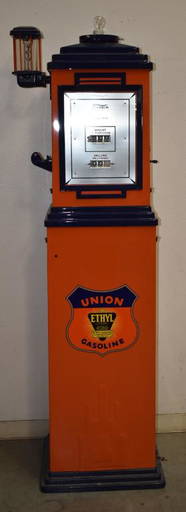 Tokheim Model #34 Computing Gas Pump, Restored.