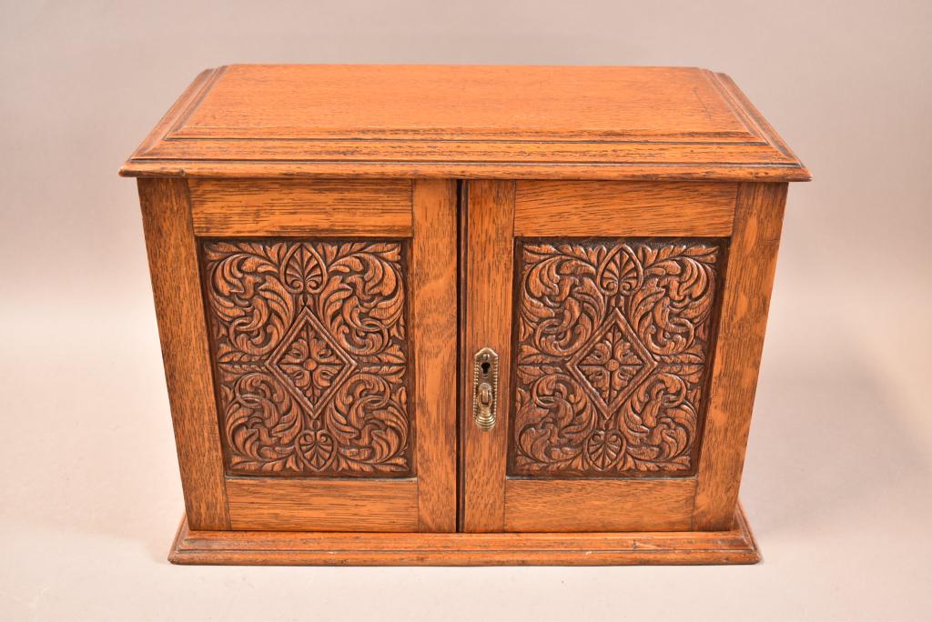 1910's Oak Table Top Humidor