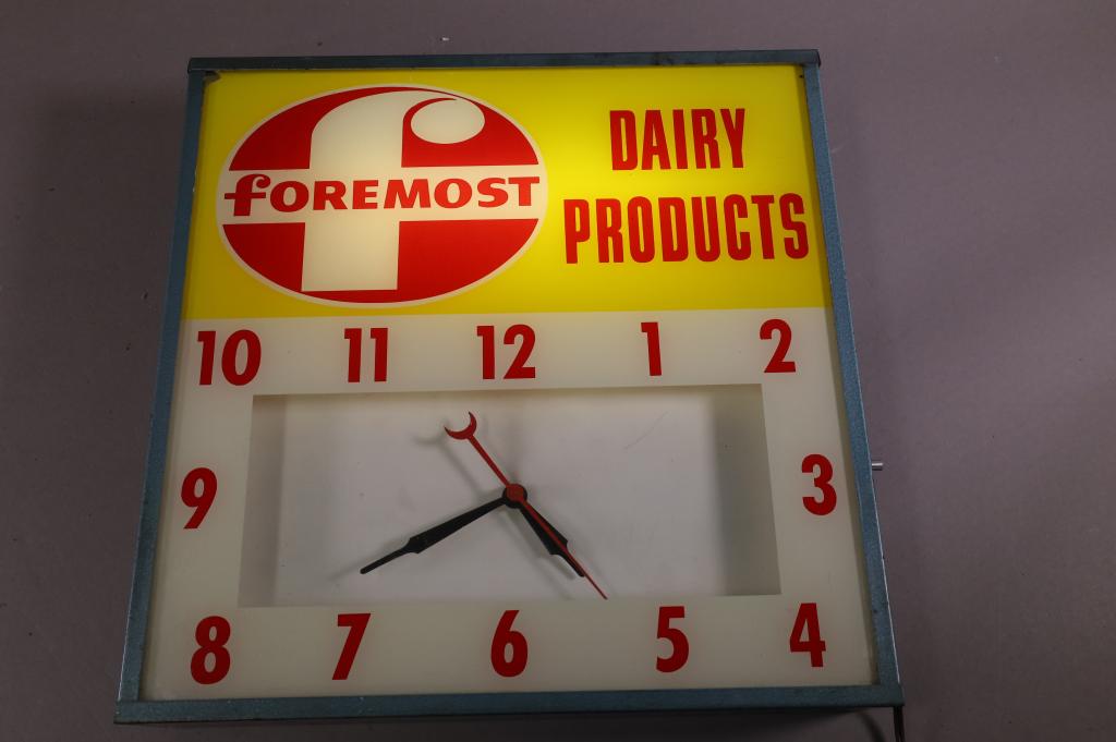 Foremost Dairy Products Clock