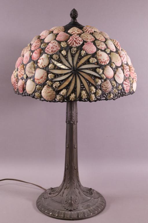Seashell Shade Table Lamp