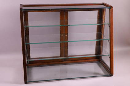 Matchbox 75 Earlier Counter Display Case - Apr 07, 2022 | B.S. Slosberg ...