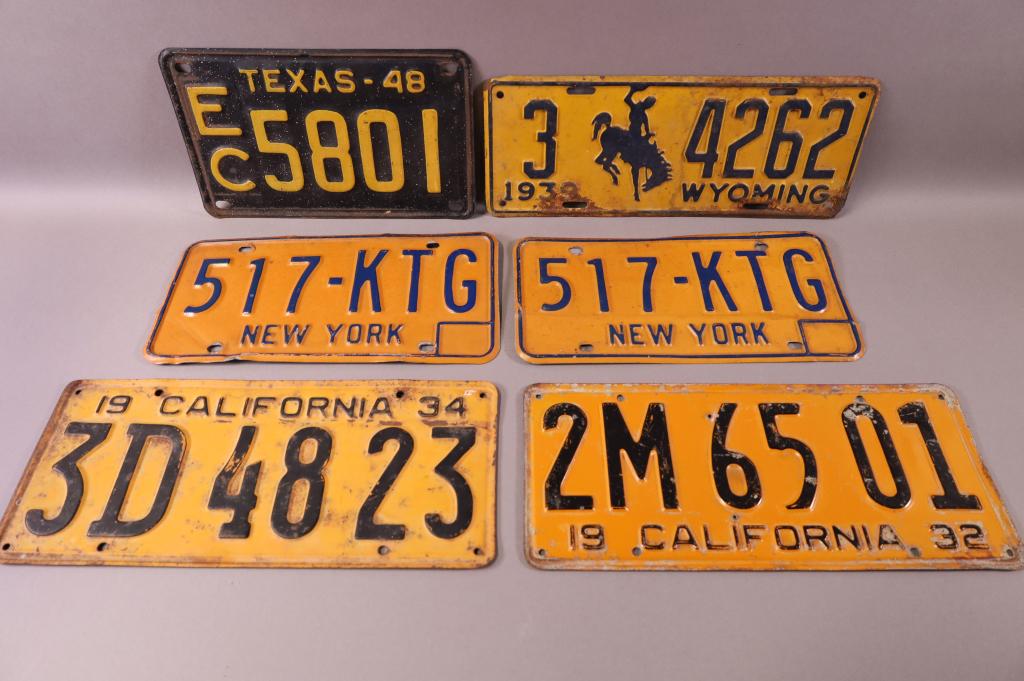 6 1930's & 1940's License Plates Auction