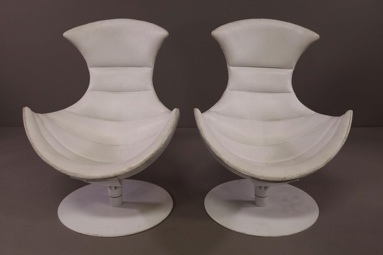 Pair Of Strictly Design Lobster Chairs Auction