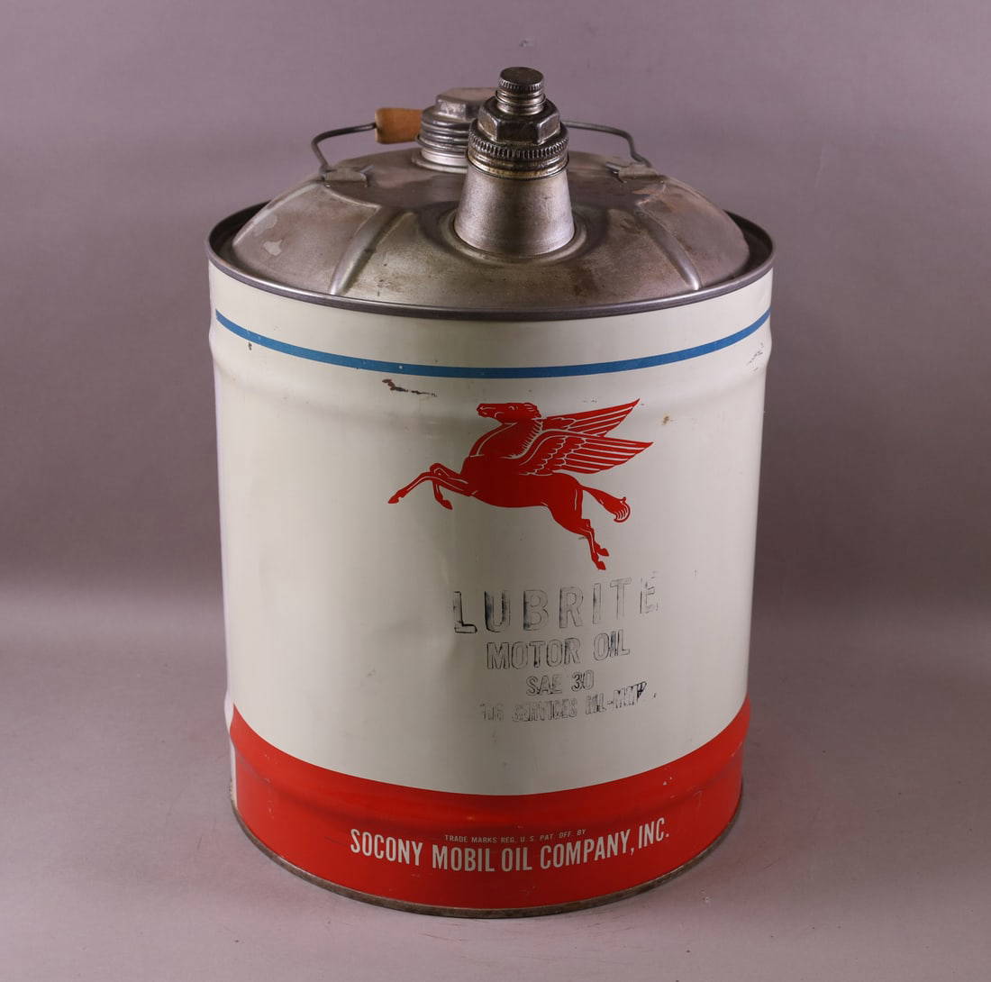 Mobil Socony Oil Can Auction