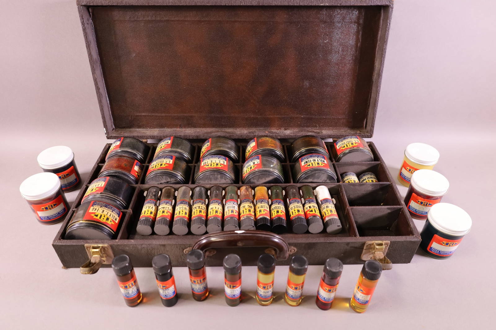 Trc Salesman Sample Oil Bottles Auction