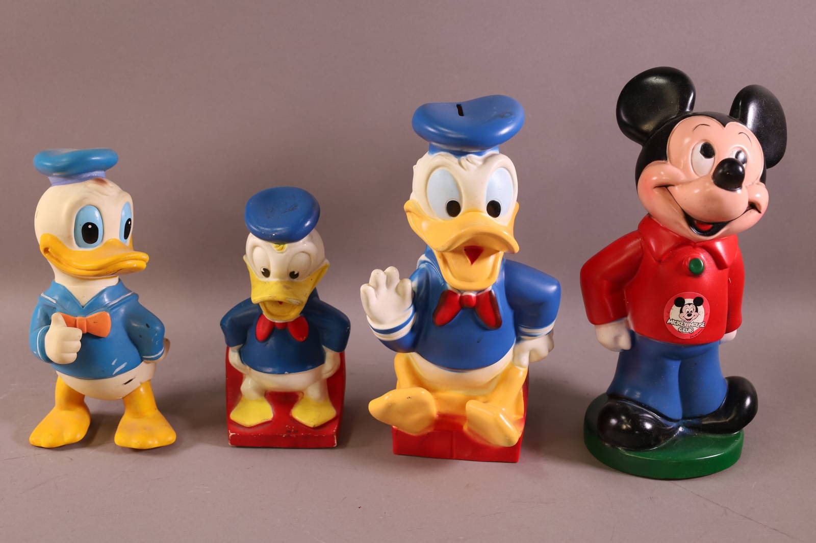 4 Disney Banks Auction