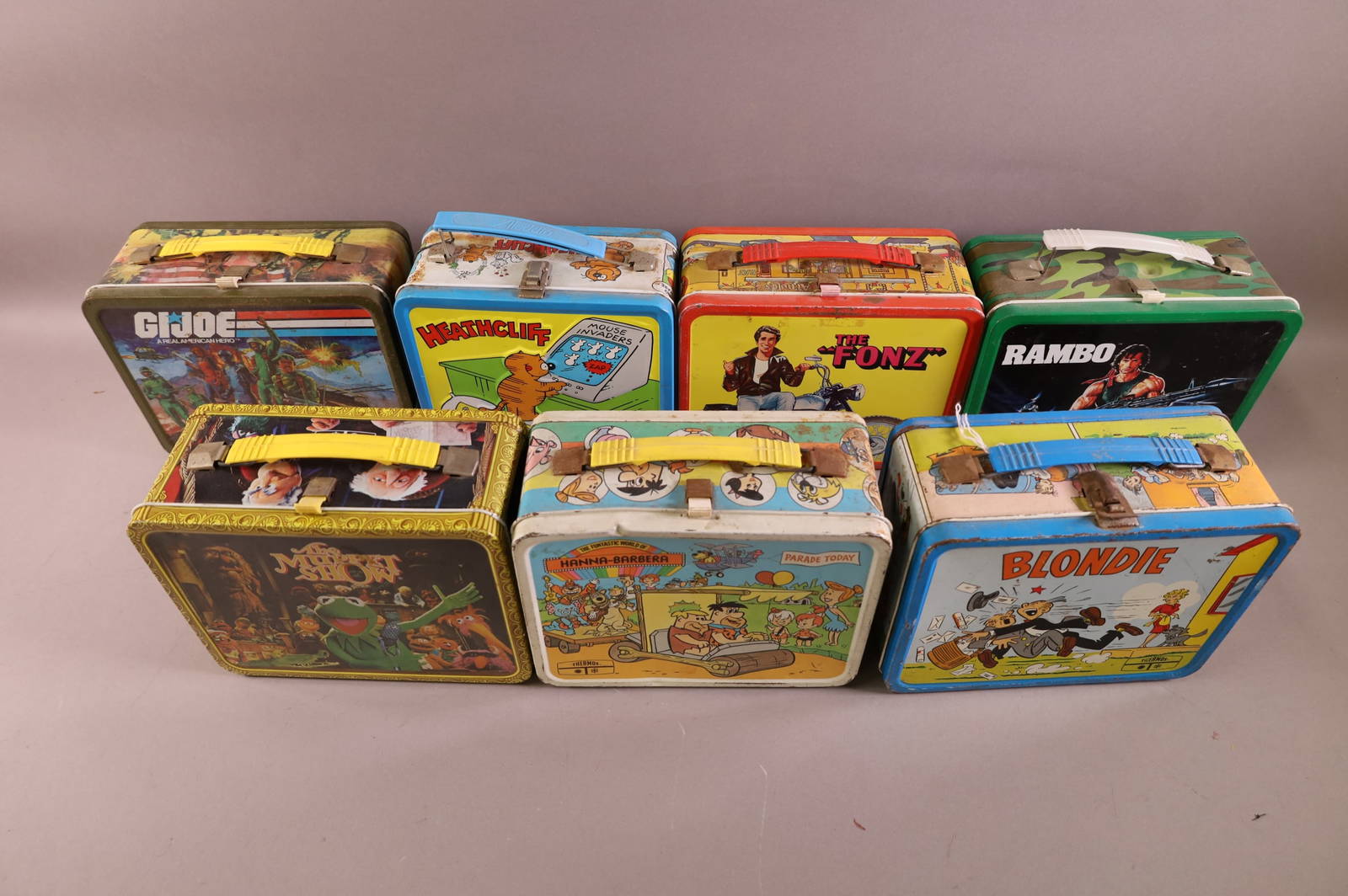 7 Vintage Lunchboxes Auction