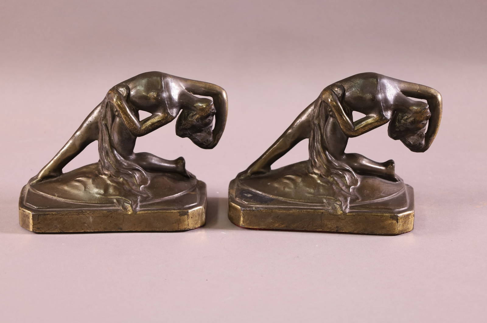 Pair Of Art Deco Lady Bookends Auction