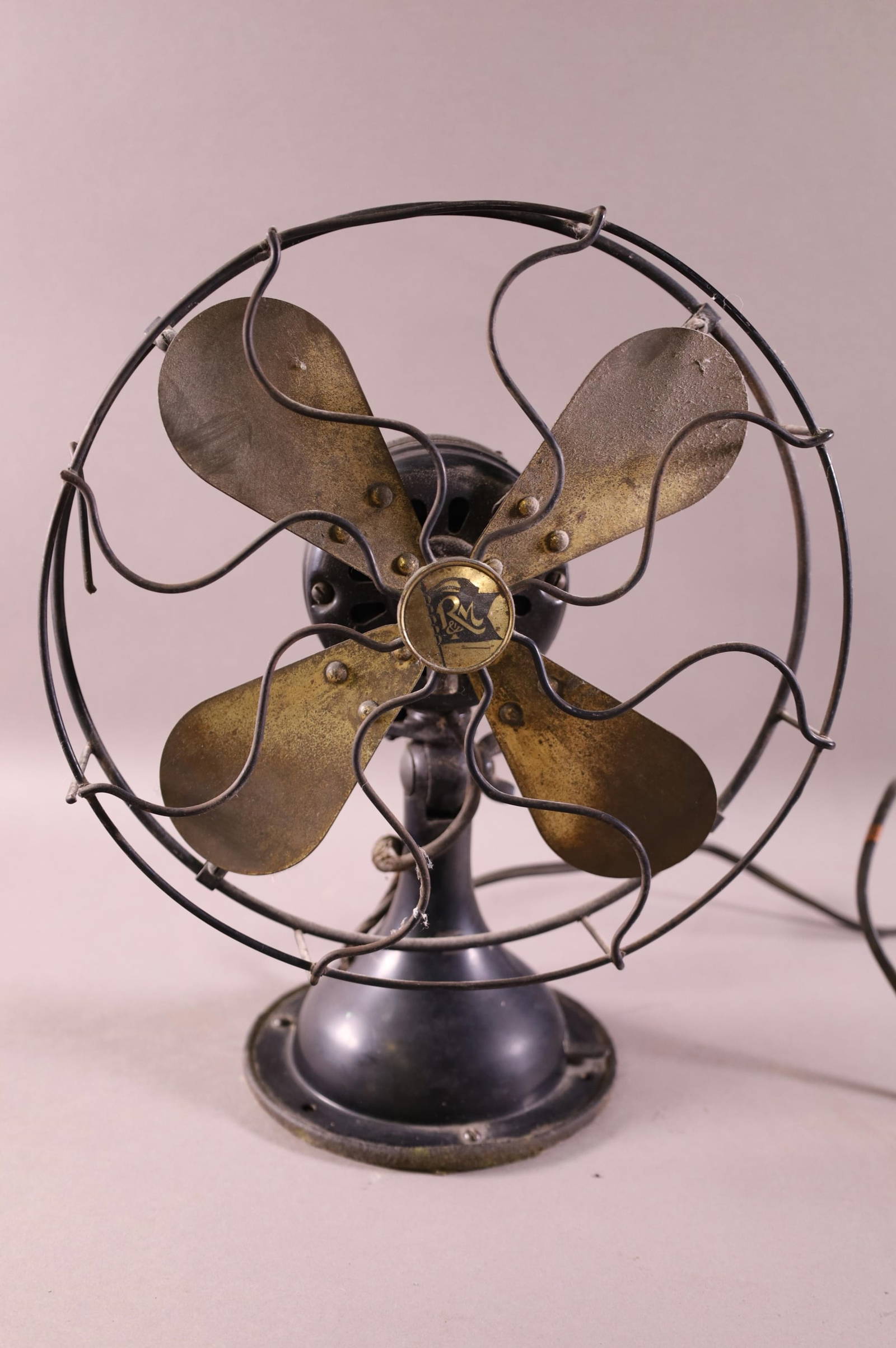 Antique Fan Auction