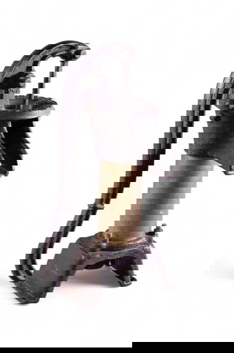 Antique Peter's Pump Co. Water Pump