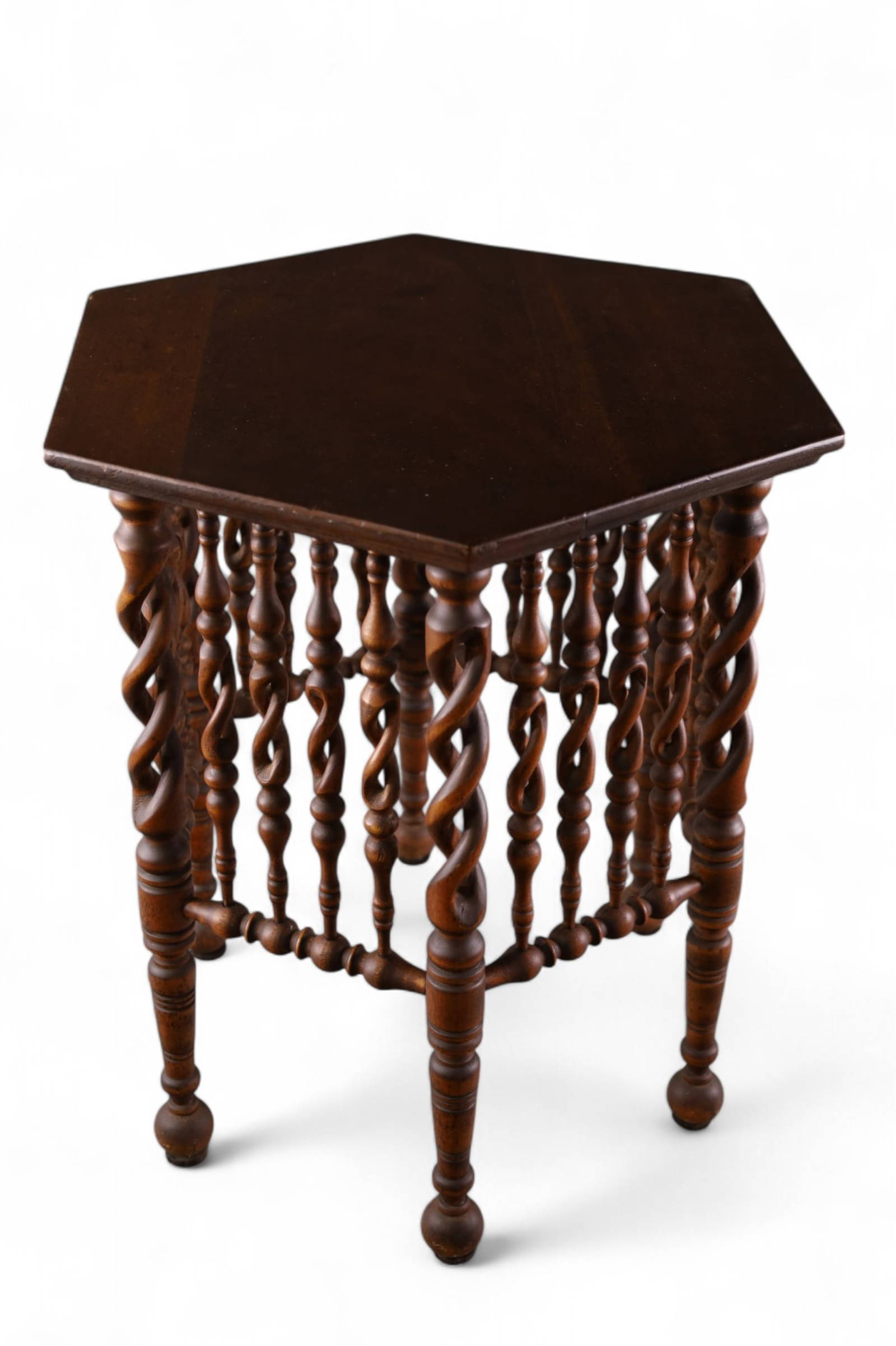 Merklin Style Table Auction