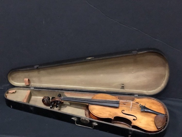 Neuner And Hornstiener Violin