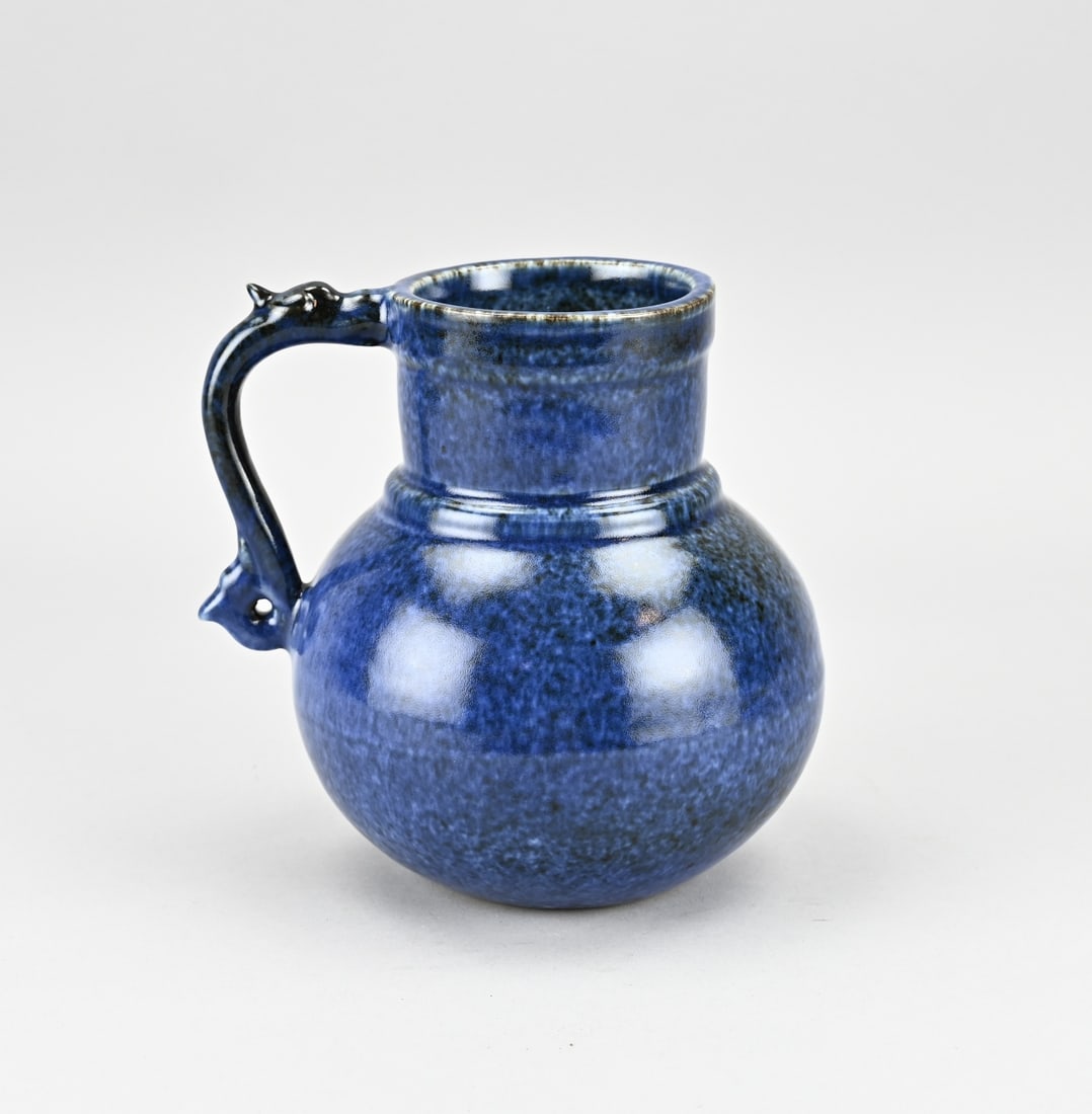 Chinese Pitcher Auction