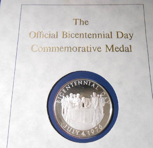 Official Bicentennial Day Commemorative Medal