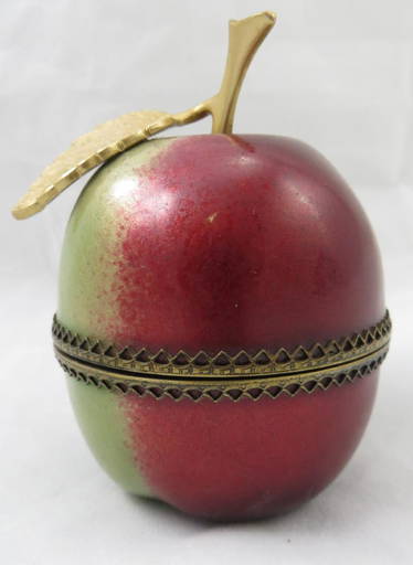 Vintage Evans Apple Lighter