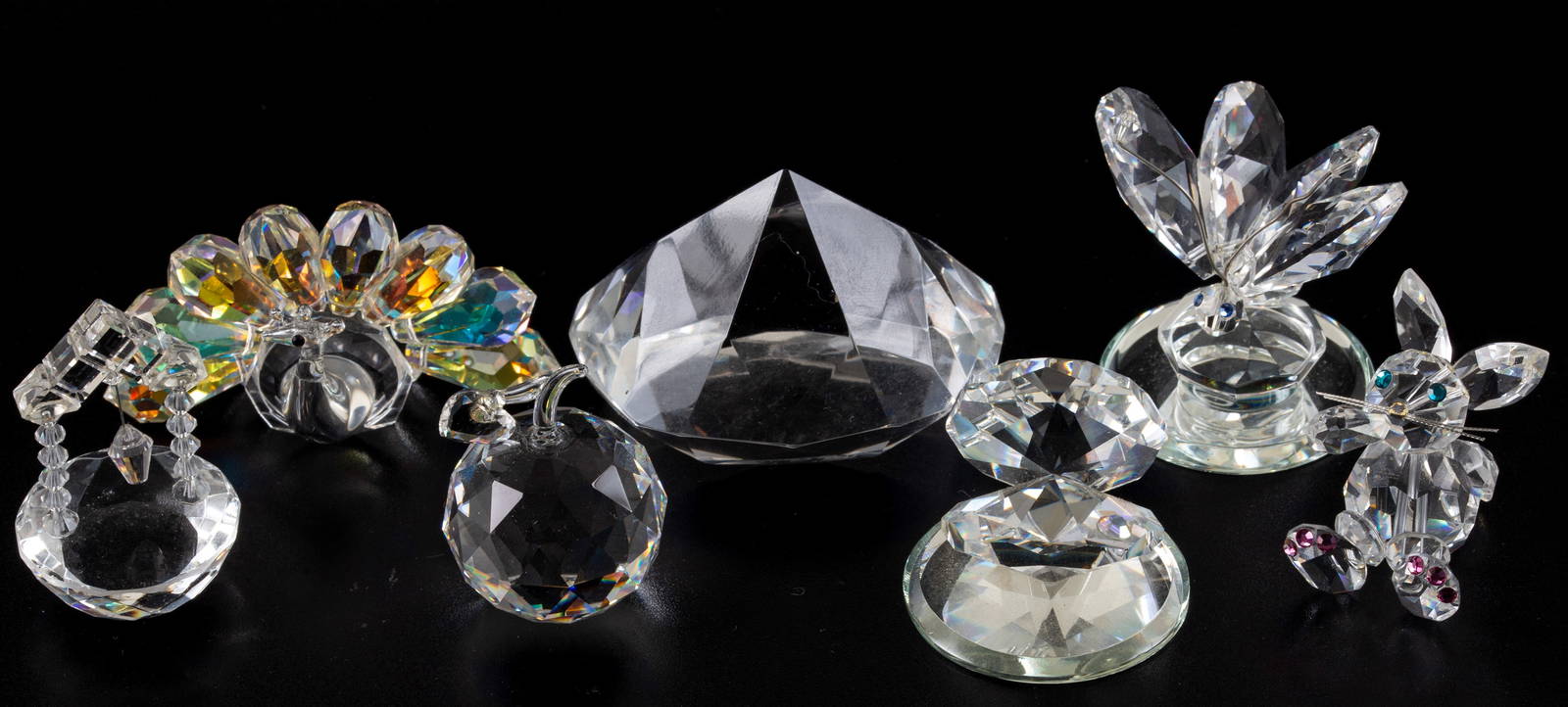 Lot Of Decorative Crystal Miniatures & Figures (7) Auction