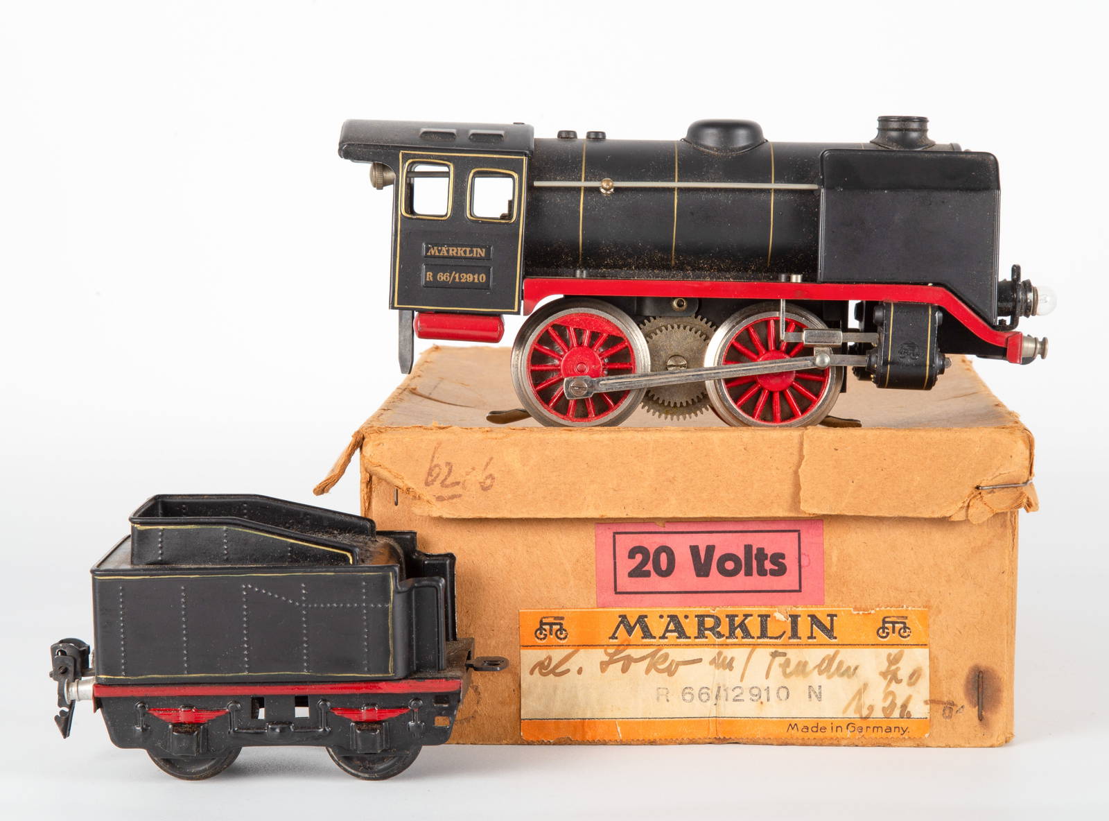 Marklin R66 / 12910 Locomotive & Tender - Original Box Auction