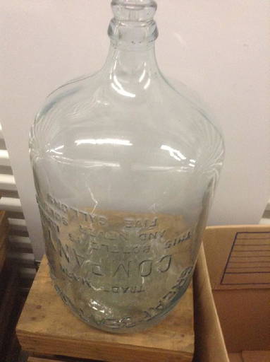 Clear Glass 5 Gallon Water Jug With Crate